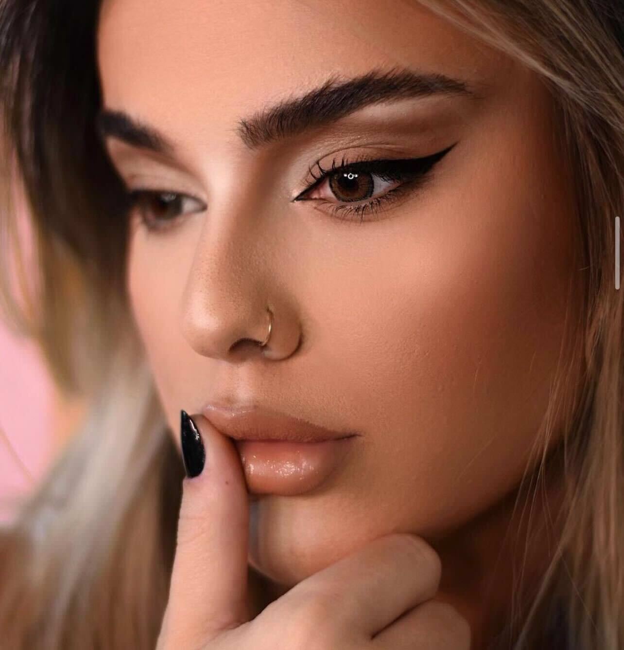 MAB Academy - Makeup by Ana B