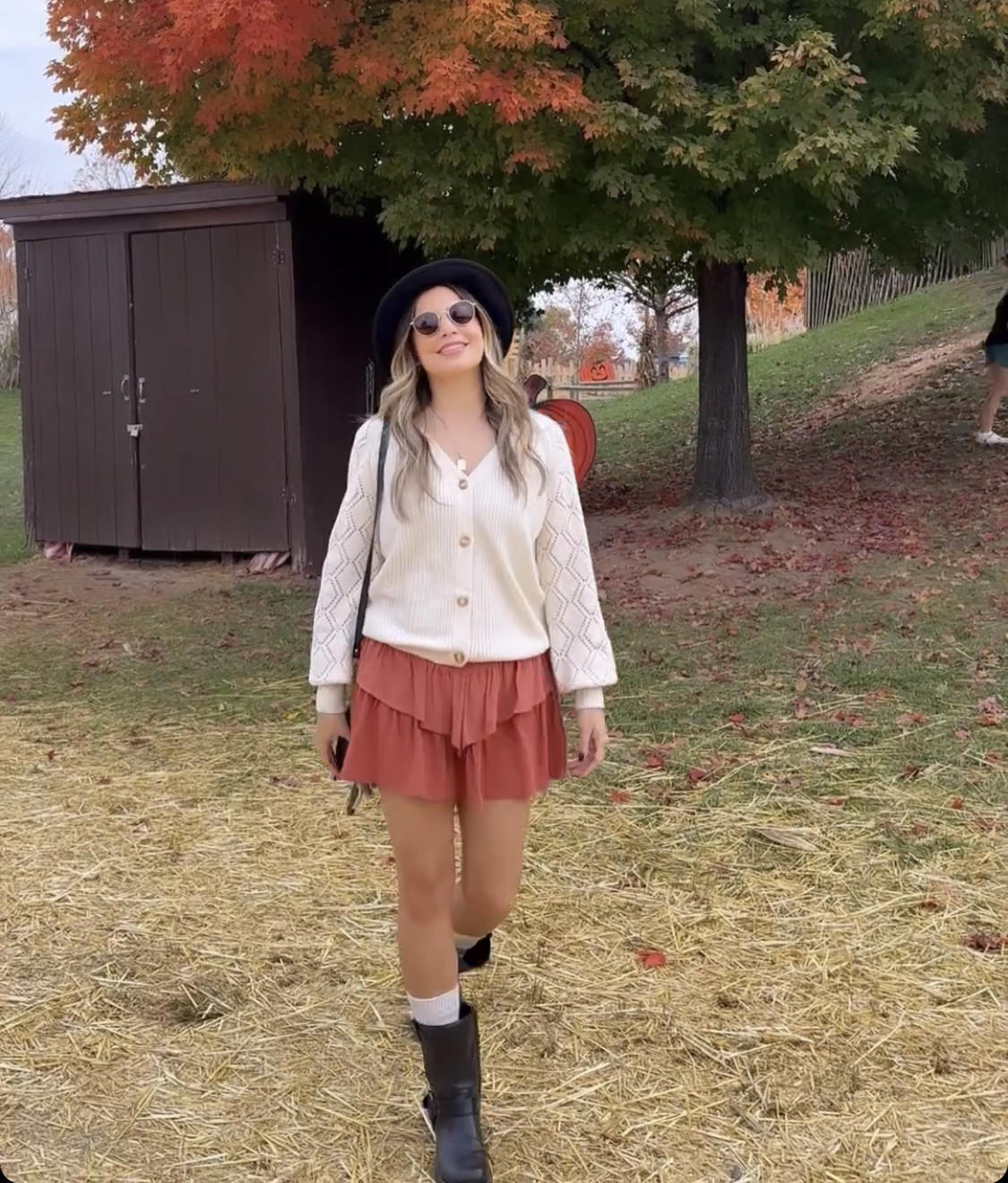 4 Outfits To Wear This Thanksgiving - Makeup by Ana B